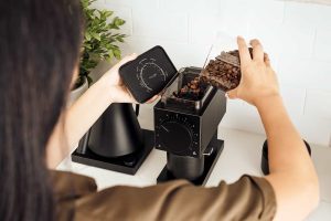 What’s the Right French Press Grind Size? (The Ultimate Guide)