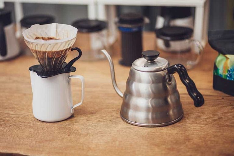 The Right Pour Over Coffee Water Temp — Why It Matters